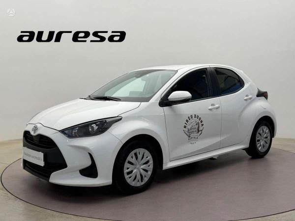 Balts Toyota Yaris 2021 Panevēža, ar dzinēja tilpumu 1.49 L un nobraukumu 191 tūkst. km par 8500 €, foto 1 vietnē AUTOMOTO.COM.LV