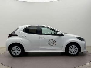 Balts Toyota Yaris 2021 Panevēža, ar dzinēja tilpumu 1.49 L un nobraukumu 191 tūkst. km par 8500 €, foto 5 vietnē AUTOMOTO.COM.LV