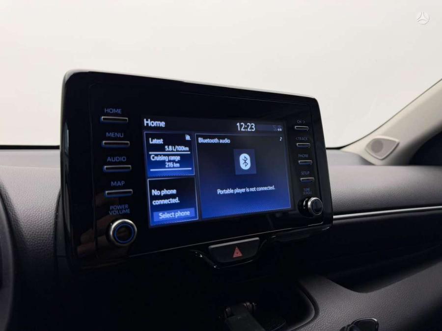 Balts Toyota Yaris 2021 Panevēža, ar dzinēja tilpumu 1.49 L un nobraukumu 191 tūkst. km par 8500 €, foto 27 vietnē AUTOMOTO.COM.LV