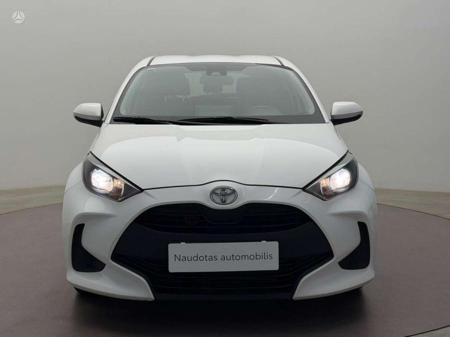 Balts Toyota Yaris 2021 Panevēža, ar dzinēja tilpumu 1.49 L un nobraukumu 191 tūkst. km par 8500 €, foto 34 vietnē AUTOMOTO.COM.LV