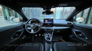 White Toyota Yaris 2021 in Tallinn, with an engine capacity of 1.60 L and mileage of 40 thousand km for 32000 €, photo 8 on AUTOMOTO.COM.LV