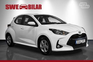 White Toyota Yaris 2022 in Kaunas, with an engine capacity of 0.00 L and mileage of 38 thousand km for 21449 €, photo 3 on AUTOMOTO.COM.LV