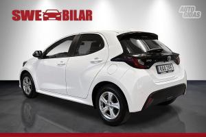 White Toyota Yaris 2022 in Kaunas, with an engine capacity of 0.00 L and mileage of 38 thousand km for 21449 €, photo 7 on AUTOMOTO.COM.LV