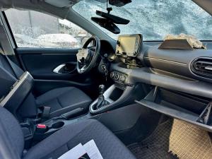 Balts Toyota Yaris 2022 Kauņa, ar dzinēja tilpumu 1.49 L un nobraukumu 17 tūkst. km par 6250 €, foto 12 vietnē AUTOMOTO.COM.LV