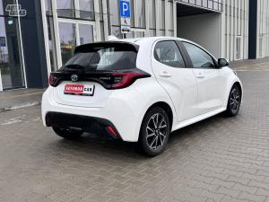 Balts Toyota Yaris 2022 Viļņa, ar dzinēja tilpumu 1.50 L un nobraukumu 158 tūkst. km par 14950 €, foto 8 vietnē AUTOMOTO.COM.LV