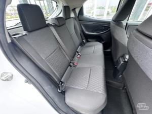 Balts Toyota Yaris 2022 Viļņa, ar dzinēja tilpumu 1.50 L un nobraukumu 158 tūkst. km par 14950 €, foto 13 vietnē AUTOMOTO.COM.LV
