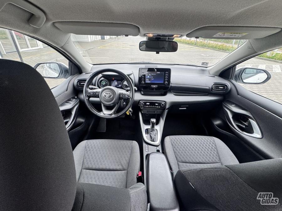 Balts Toyota Yaris 2022 Viļņa, ar dzinēja tilpumu 1.50 L un nobraukumu 158 tūkst. km par 14950 €, foto 16 vietnē AUTOMOTO.COM.LV