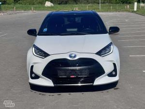 Белый Тойота Ярис 2022 в Вильнюс, объемом двигателя 1.50 л и пробегом 40 тыс. км за 19950 €, фото 3 на AUTOMOTO.COM.LV
