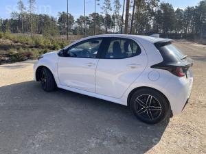 Balts Toyota Yaris 2022 Rīga, ar dzinēja tilpumu 1.50 L un nobraukumu 47 tūkst. km par 14200 €, foto 6 vietnē AUTOMOTO.COM.LV