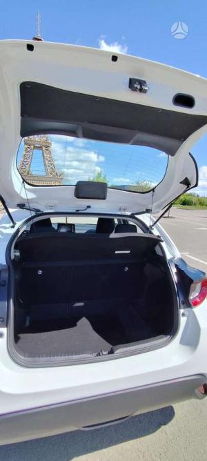 Balts Toyota Yaris 2022 Klaipėda, ar dzinēja tilpumu 1.50 L un nobraukumu 35 tūkst. km par 16500 €, foto 7 vietnē AUTOMOTO.COM.LV