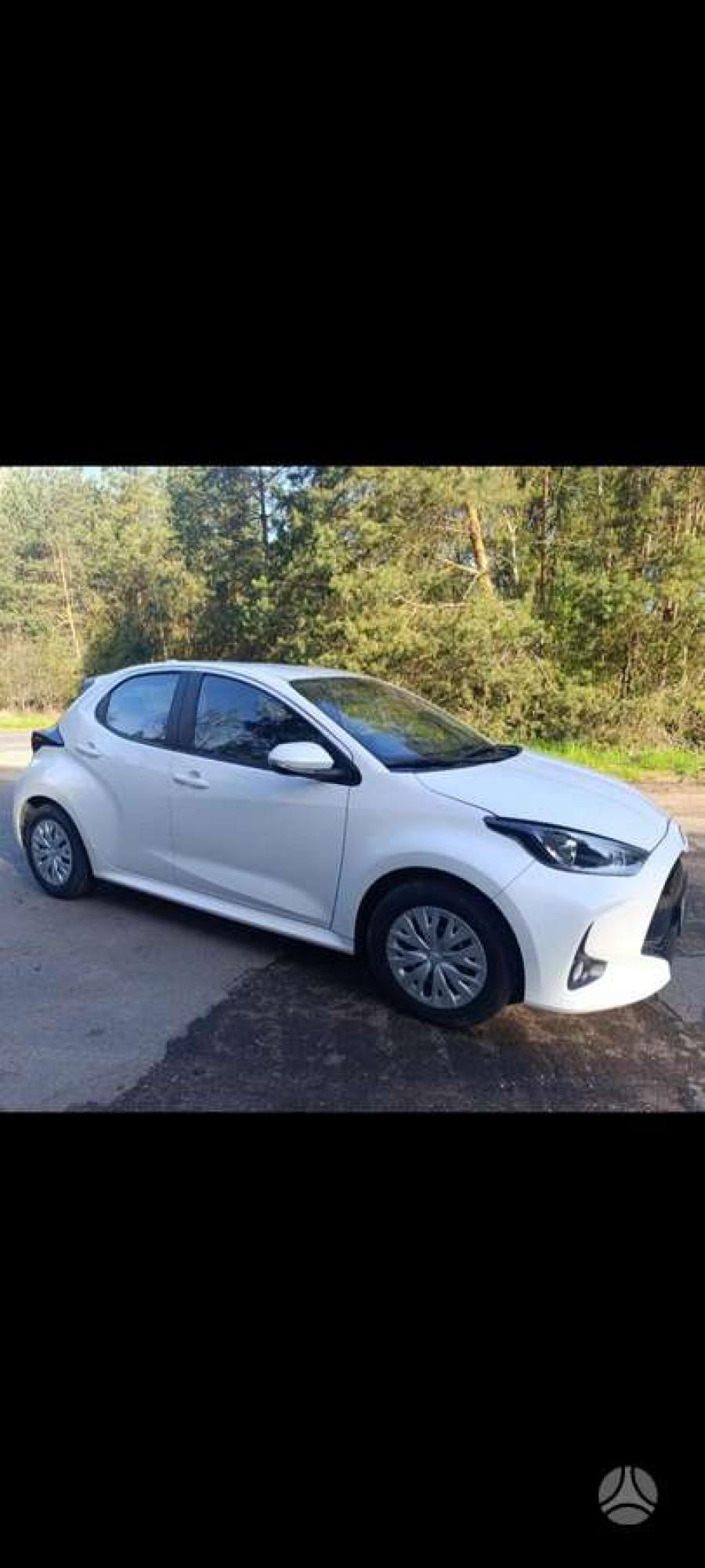 Balts Toyota Yaris 2022 Viļņa, ar dzinēja tilpumu 1.49 L un nobraukumu 27 tūkst. km par 17900 €, foto 6 vietnē AUTOMOTO.COM.LV