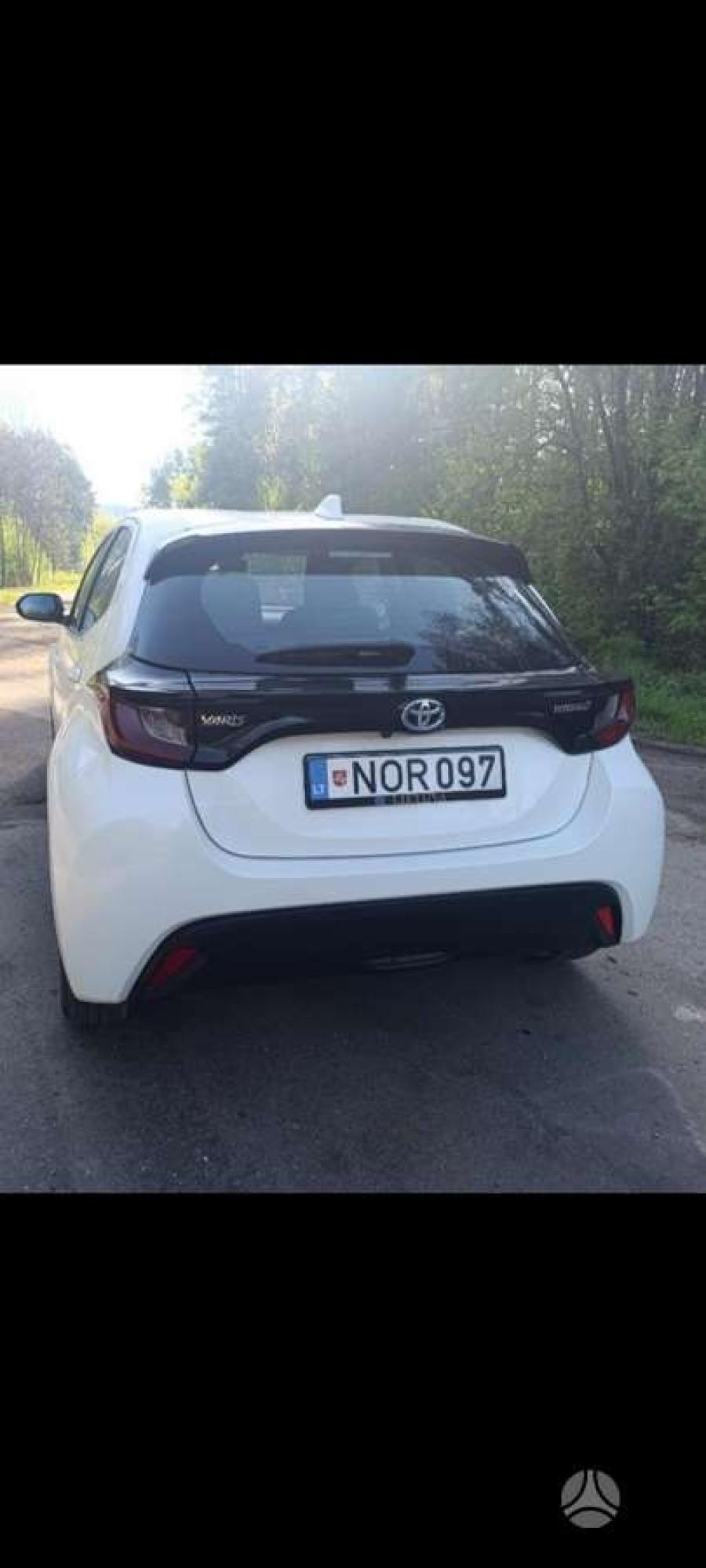 Balts Toyota Yaris 2022 Viļņa, ar dzinēja tilpumu 1.49 L un nobraukumu 27 tūkst. km par 17900 €, foto 7 vietnē AUTOMOTO.COM.LV