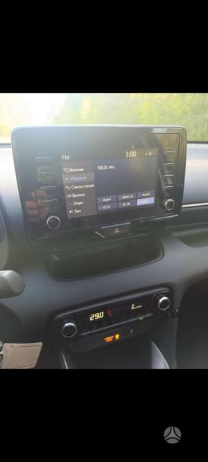 Balts Toyota Yaris 2022 Viļņa, ar dzinēja tilpumu 1.49 L un nobraukumu 27 tūkst. km par 17900 €, foto 14 vietnē AUTOMOTO.COM.LV