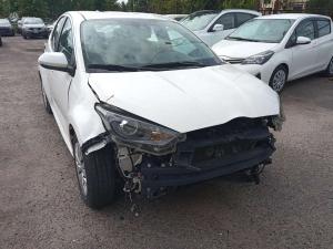 Balts Toyota Yaris 2022 Panevēža, ar dzinēja tilpumu 1.49 L un nobraukumu 44 tūkst. km par 6000 €, foto 5 vietnē AUTOMOTO.COM.LV