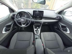 Balts Toyota Yaris 2022 Panevēža, ar dzinēja tilpumu 1.49 L un nobraukumu 44 tūkst. km par 6000 €, foto 22 vietnē AUTOMOTO.COM.LV