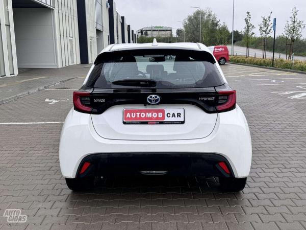 Balts Toyota Yaris 2022 Viļņa, ar dzinēja tilpumu 1.50 L un nobraukumu 158 tūkst. km par 14650 €, foto 7 vietnē AUTOMOTO.COM.LV