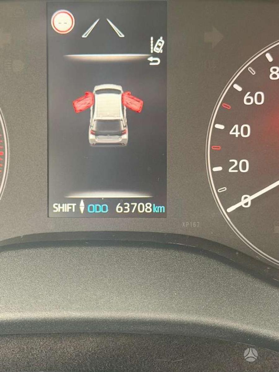 Balts Toyota Yaris 2022 Kauņa, ar dzinēja tilpumu 1.00 L un nobraukumu 64 tūkst. km par 12690 €, foto 9 vietnē AUTOMOTO.COM.LV