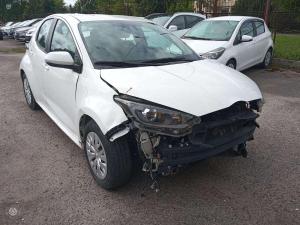 Balts Toyota Yaris 2022 Panevēža, ar dzinēja tilpumu 1.49 L un nobraukumu 44 tūkst. km par 6500 €, foto  vietnē AUTOMOTO.COM.LV