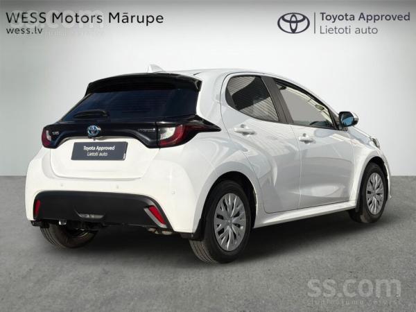 Balts Toyota Yaris 2022 Rīga, ar dzinēja tilpumu 1.50 L un nobraukumu 182 tūkst. km par 11990 €, foto 3 vietnē AUTOMOTO.COM.LV