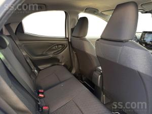Balts Toyota Yaris 2022 Rīga, ar dzinēja tilpumu 1.50 L un nobraukumu 158 tūkst. km par 12590 €, foto 8 vietnē AUTOMOTO.COM.LV