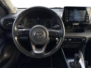 Balts Toyota Yaris 2022 Rīga, ar dzinēja tilpumu 1.50 L un nobraukumu 158 tūkst. km par 12590 €, foto 10 vietnē AUTOMOTO.COM.LV