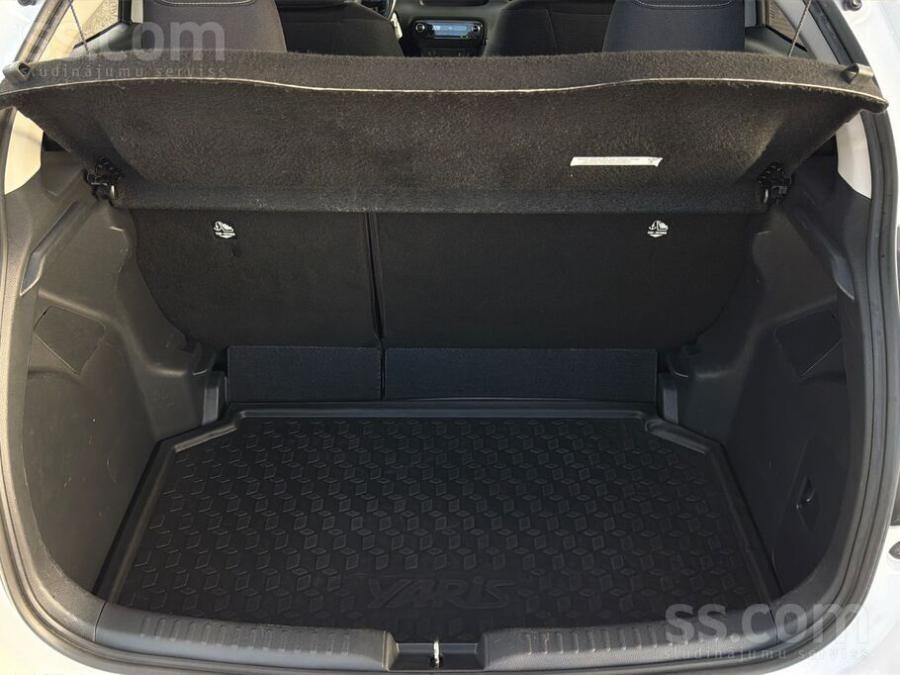 Balts Toyota Yaris 2022 Rīga, ar dzinēja tilpumu 1.50 L un nobraukumu 158 tūkst. km par 12590 €, foto 11 vietnē AUTOMOTO.COM.LV