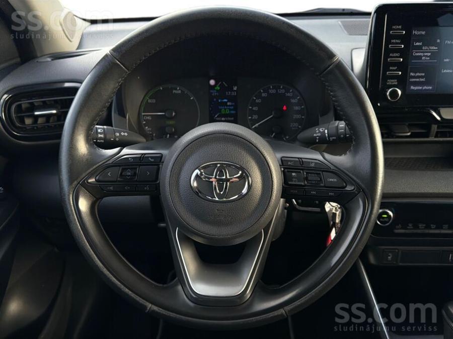 Balts Toyota Yaris 2022 Rīga, ar dzinēja tilpumu 1.50 L un nobraukumu 158 tūkst. km par 12590 €, foto 13 vietnē AUTOMOTO.COM.LV