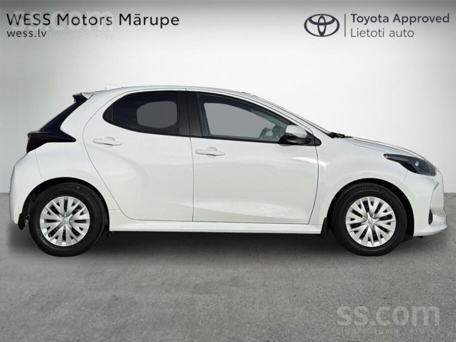 Balts Toyota Yaris 2022 Rīga, ar dzinēja tilpumu 1.50 L un nobraukumu 158 tūkst. km par 12590 €, foto 17 vietnē AUTOMOTO.COM.LV