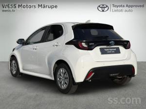 Balts Toyota Yaris 2022 Rīga, ar dzinēja tilpumu 1.50 L un nobraukumu 158 tūkst. km par 12590 €, foto 18 vietnē AUTOMOTO.COM.LV