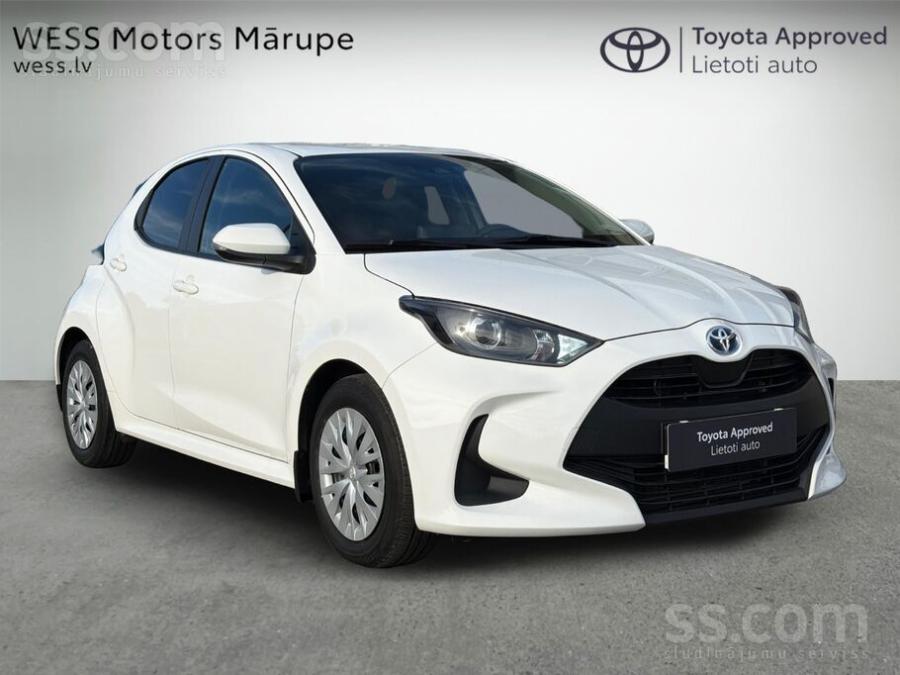 Balts Toyota Yaris 2022 Rīga, ar dzinēja tilpumu 1.50 L un nobraukumu 158 tūkst. km par 12590 €, foto 19 vietnē AUTOMOTO.COM.LV