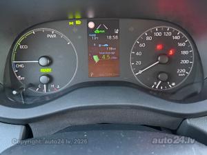 Белый Тойота Ярис 2022 в Таллин, объемом двигателя 1.50 л и пробегом 159 тыс. км за 11800 €, фото 14 на AUTOMOTO.COM.LV
