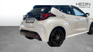 Balts Toyota Yaris 2023 Kauņa, ar dzinēja tilpumu 0.00 L un nobraukumu 57 tūkst. km par 24177 €, foto 2 vietnē AUTOMOTO.COM.LV
