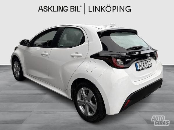 Balts Toyota Yaris 2023 Kauņa, ar dzinēja tilpumu 0.00 L un nobraukumu 55 tūkst. km par 22143 €, foto 2 vietnē AUTOMOTO.COM.LV