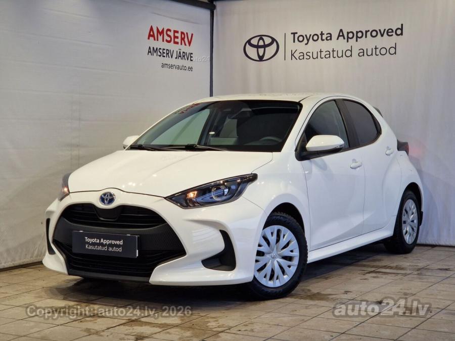 Balts Toyota Yaris 2023 Tallina, ar dzinēja tilpumu 1.50 L un nobraukumu 73 tūkst. km par 15790 €, foto 1 vietnē AUTOMOTO.COM.LV