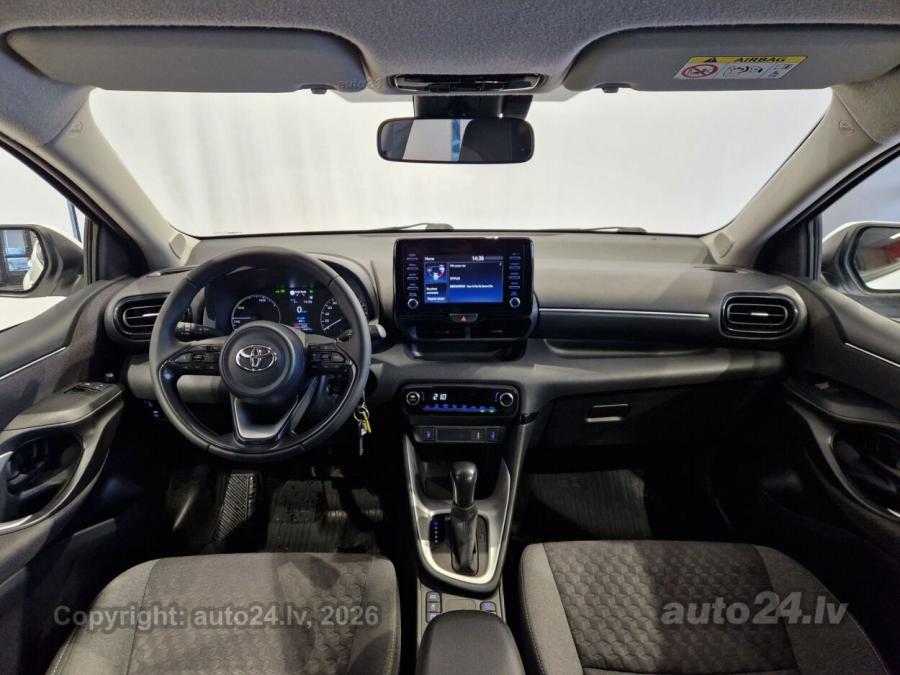 Balts Toyota Yaris 2023 Tallina, ar dzinēja tilpumu 1.50 L un nobraukumu 73 tūkst. km par 15790 €, foto 8 vietnē AUTOMOTO.COM.LV