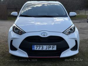Balts Toyota Yaris 2023 Tartu, ar dzinēja tilpumu 1.00 L un nobraukumu 49 tūkst. km par 13900 €, foto 4 vietnē AUTOMOTO.COM.LV