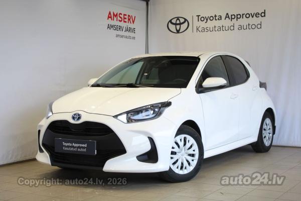 Balts Toyota Yaris 2023 Tallina, ar dzinēja tilpumu 1.50 L un nobraukumu 130 tūkst. km par 14990 €, foto 1 vietnē AUTOMOTO.COM.LV