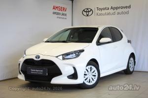 Balts Toyota Yaris 2023 Tallina, ar dzinēja tilpumu 1.50 L un nobraukumu 130 tūkst. km par 14990 €, foto  vietnē AUTOMOTO.COM.LV