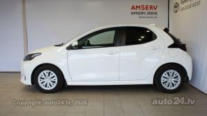 Balts Toyota Yaris 2023 Tallina, ar dzinēja tilpumu 1.50 L un nobraukumu 130 tūkst. km par 14990 €, foto 4 vietnē AUTOMOTO.COM.LV