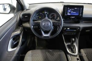 Balts Toyota Yaris 2023 Tallina, ar dzinēja tilpumu 1.50 L un nobraukumu 130 tūkst. km par 14990 €, foto 10 vietnē AUTOMOTO.COM.LV