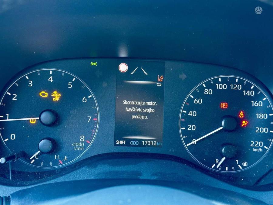 Balts Toyota Yaris 2023 Kauņa, ar dzinēja tilpumu 1.49 L un nobraukumu 17 tūkst. km par 5000 €, foto 11 vietnē AUTOMOTO.COM.LV