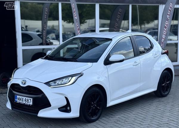 Balts Toyota Yaris 2023 Radviliškis, ar dzinēja tilpumu 1.50 L un nobraukumu 82 tūkst. km par 14250 €, foto 3 vietnē AUTOMOTO.COM.LV