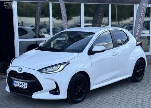 Balts Toyota Yaris 2023 Radviliškis, ar dzinēja tilpumu 1.50 L un nobraukumu 82 tūkst. km par 14250 €, foto 4 vietnē AUTOMOTO.COM.LV