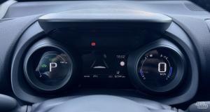 Balts Toyota Yaris 2023 Radviliškis, ar dzinēja tilpumu 1.50 L un nobraukumu 82 tūkst. km par 14250 €, foto 20 vietnē AUTOMOTO.COM.LV