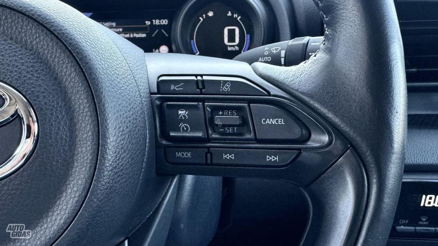 Balts Toyota Yaris 2023 Radviliškis, ar dzinēja tilpumu 1.50 L un nobraukumu 82 tūkst. km par 14250 €, foto 23 vietnē AUTOMOTO.COM.LV