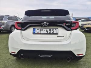 Balts Toyota Yaris 2023 Liepāja, ar dzinēja tilpumu 1.60 L un nobraukumu 35 tūkst. km par 31000 €, foto 7 vietnē AUTOMOTO.COM.LV