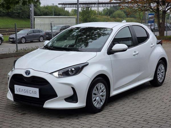 Balts Toyota Yaris 2023 Viļņa, ar dzinēja tilpumu 1.49 L un nobraukumu 41 tūkst. km par 15900 €, foto 1 vietnē AUTOMOTO.COM.LV