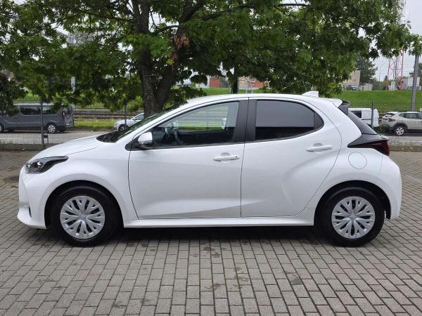 Balts Toyota Yaris 2023 Viļņa, ar dzinēja tilpumu 1.49 L un nobraukumu 41 tūkst. km par 15900 €, foto 7 vietnē AUTOMOTO.COM.LV