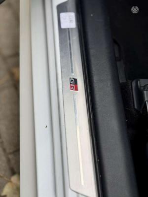 White Toyota Yaris 2023 in Vilnius, with an engine capacity of 1.49 L and mileage of 24 thousand km for 20900 €, photo 24 on AUTOMOTO.COM.LV