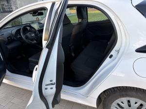 Balts Toyota Yaris 2023 Šauļi, ar dzinēja tilpumu 1.50 L un nobraukumu 34 tūkst. km par 19000 €, foto 8 vietnē AUTOMOTO.COM.LV